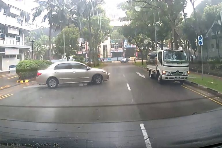 Opposite Traffic Archives ROADS sg opposite-traffic-archives-roads-sg