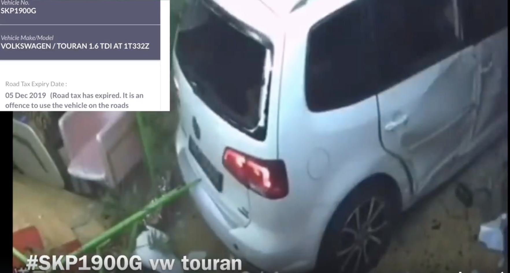 Volkswagen Touran crashed into chinese restaurant