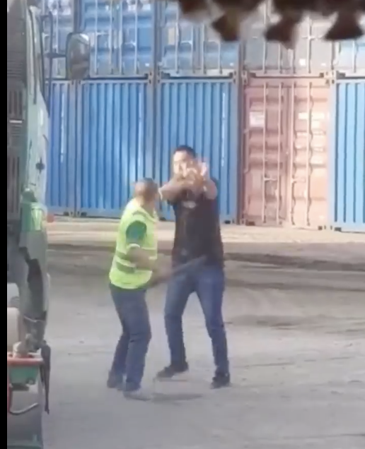 Drivers fighting at Port