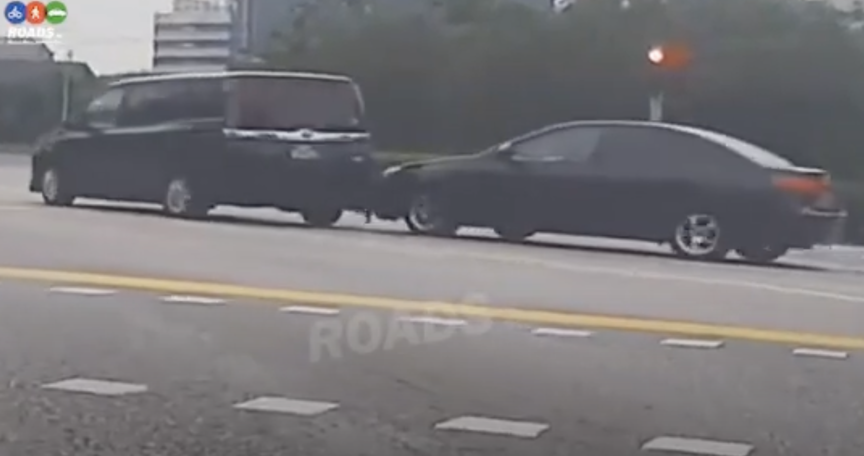 Accident while making right turn